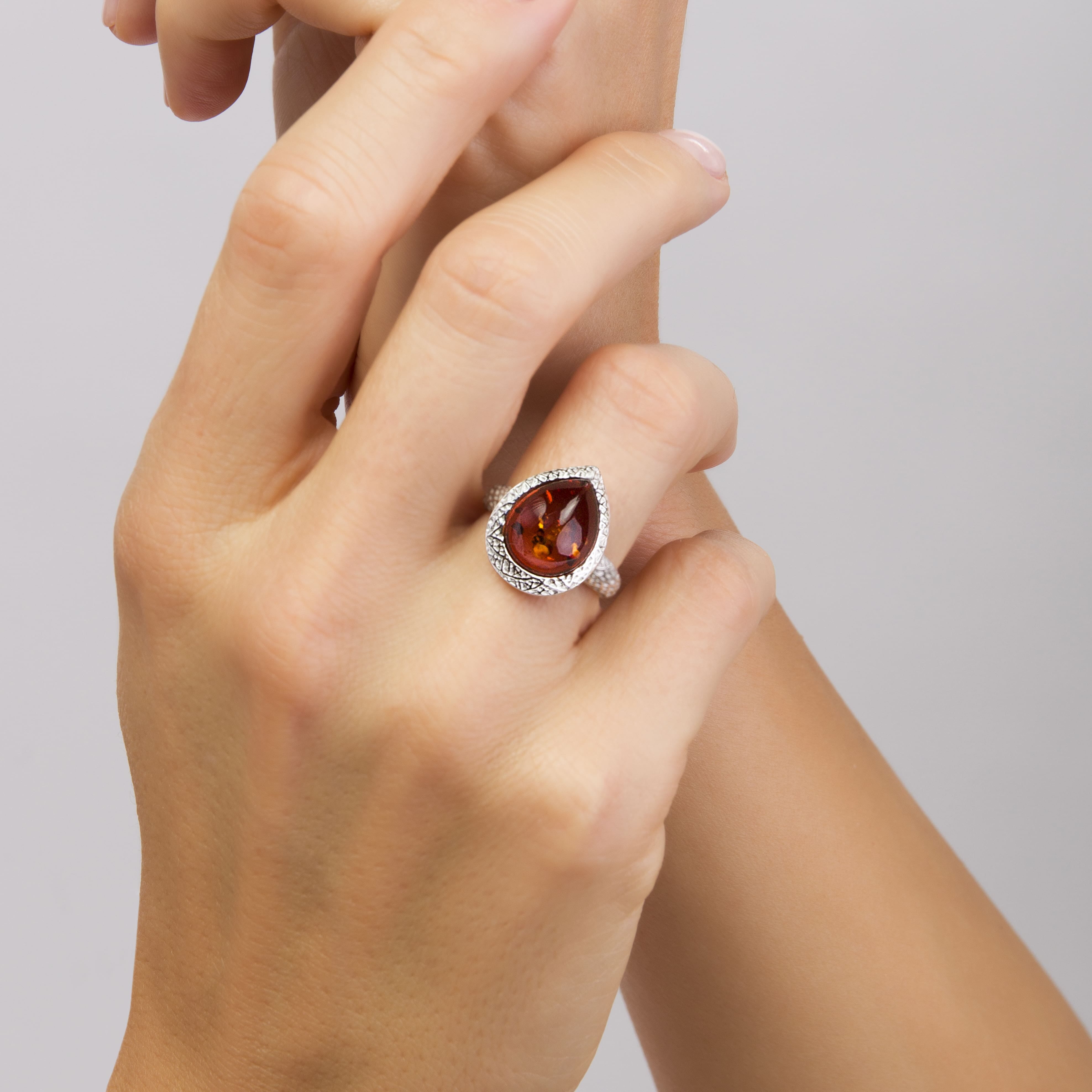 ECOM Model Shoot - Shapes Defined