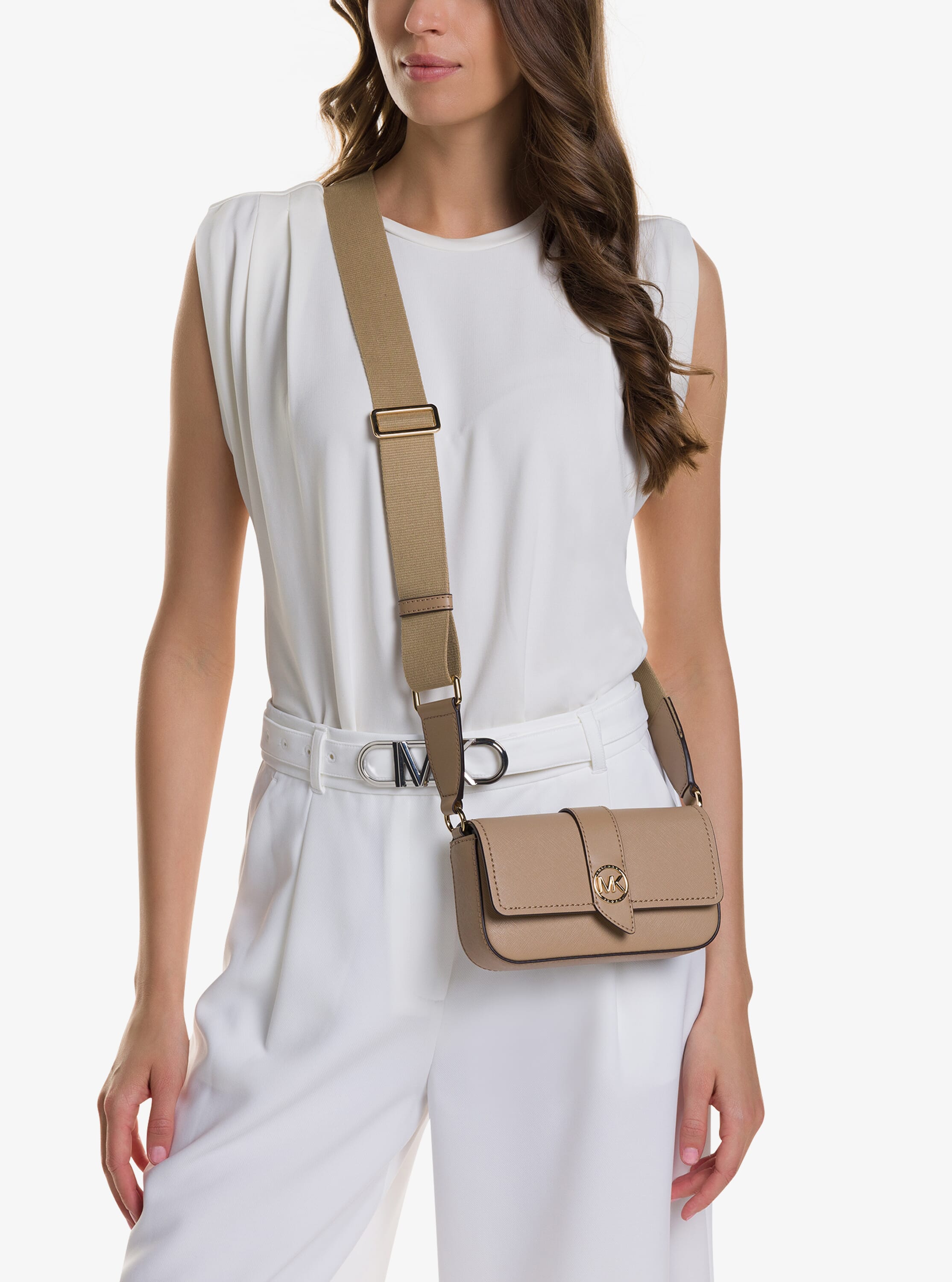 ECOM Model Shoot - Shapes Defined